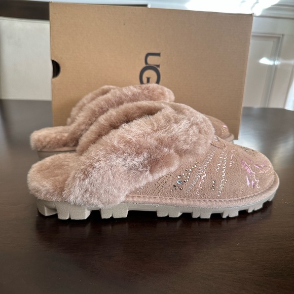 UGG | Shoes | Ugg Coquette Gold Burst Black Slippers | Poshmark